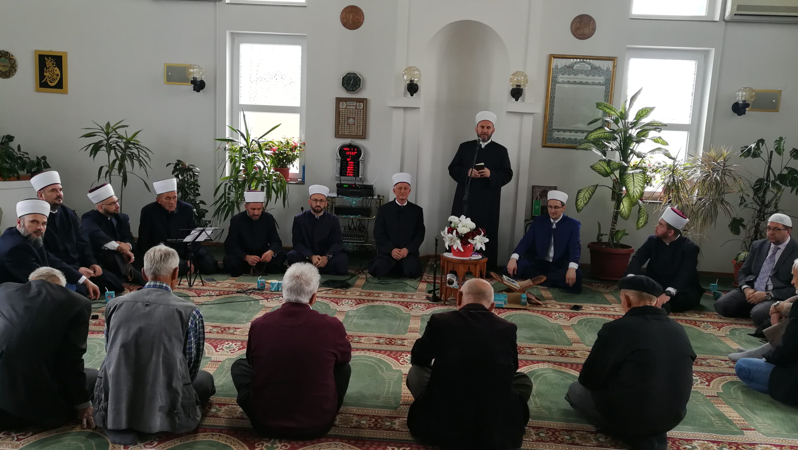 Dobrnja: Proučena tradicionalna muška i ženska Dova - Medžlis Islamske zajednice Tuzla