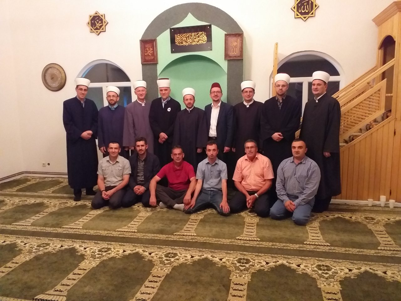 Džuma-namaz na musalli dovišta Taušan - Medžlis Islamske zajednice Tuzla