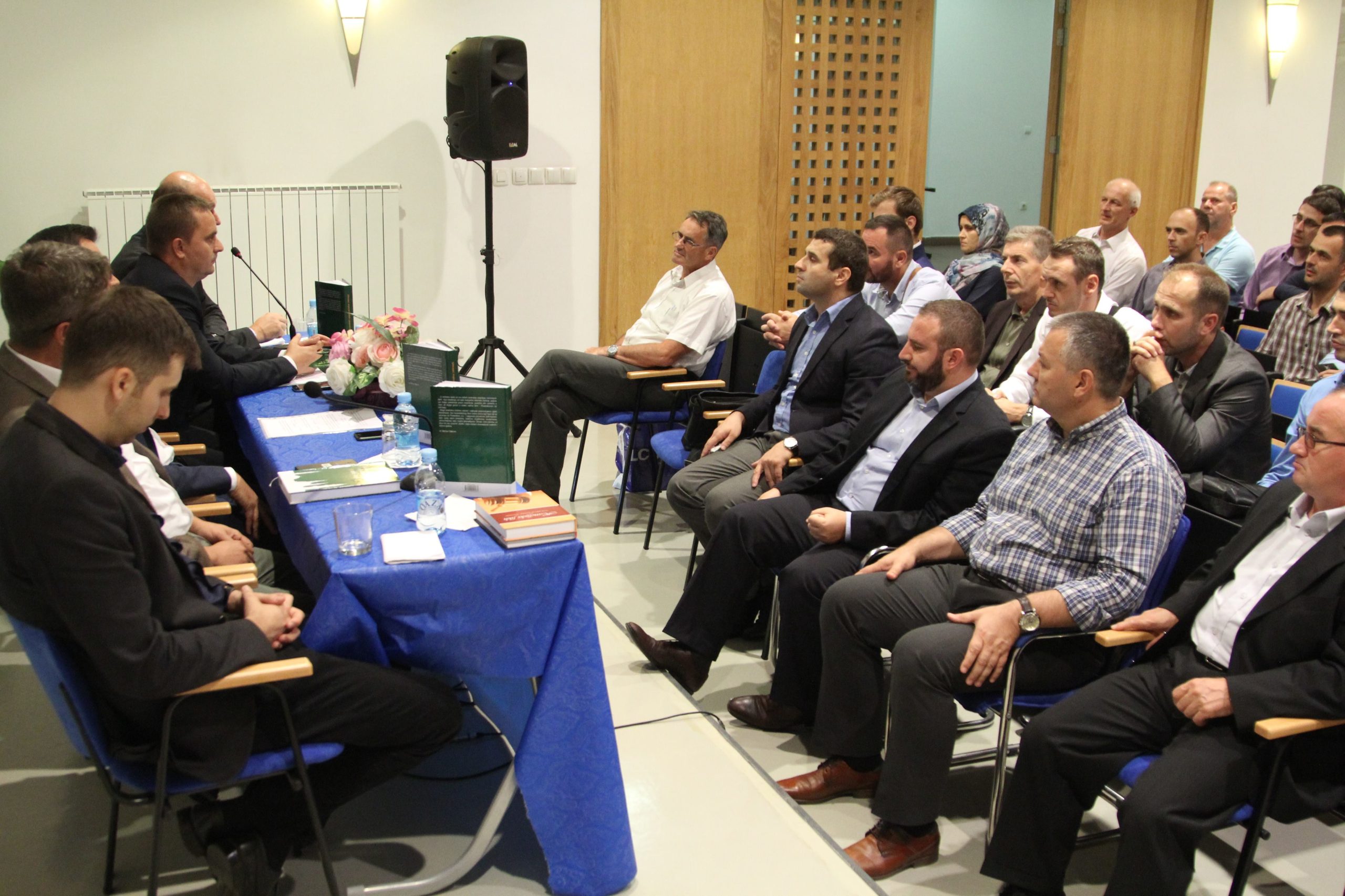 Promovisana knjiga „Allahov Poslanik i njegova porodica - Ehli-bejt ...